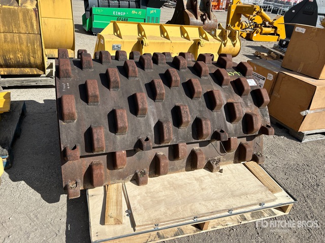 Quantity of (2) 2013 66 in Padfoot Shell Kit - Fits Dynapac CA150D ...