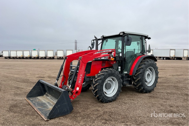2018 Massey Ferguson MF4709 4WD Tractor | Ritchie Bros. Auctioneers
