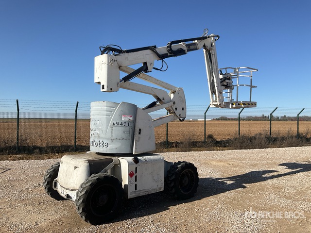 2005 Haulotte HA12PX 4WD Diesel Articulating Boom Lift | Ritchie Bros. Auctioneers