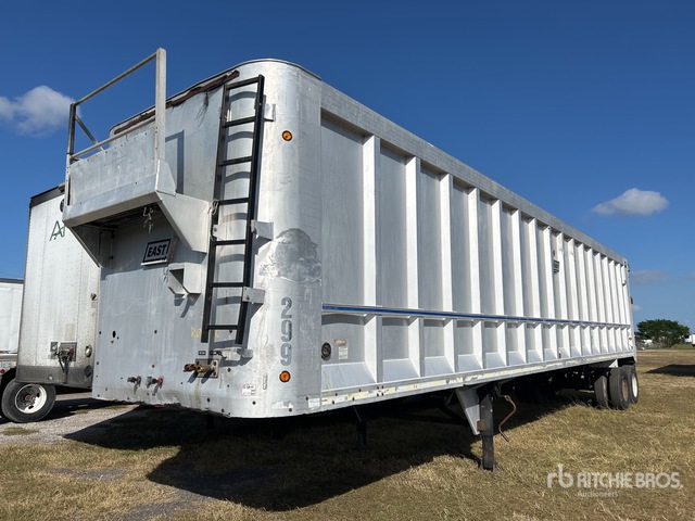 2004 East 44 ft T/A Remorque à benne basculante arrière | Ritchie Bros ...