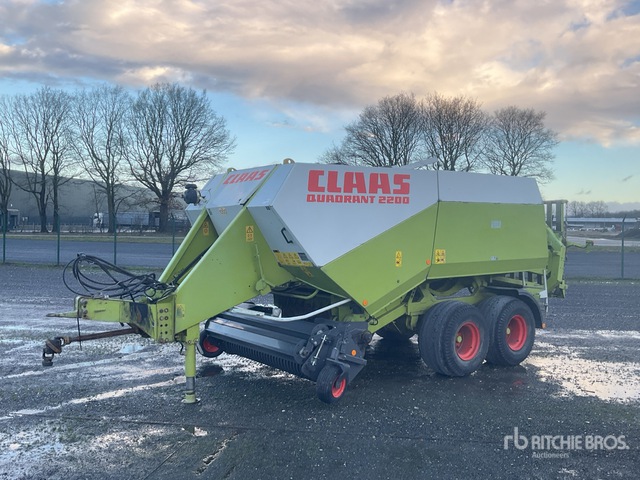2002 Claas Quadrant 2200 T/A Square Baler | Ritchie Bros. Auctioneers