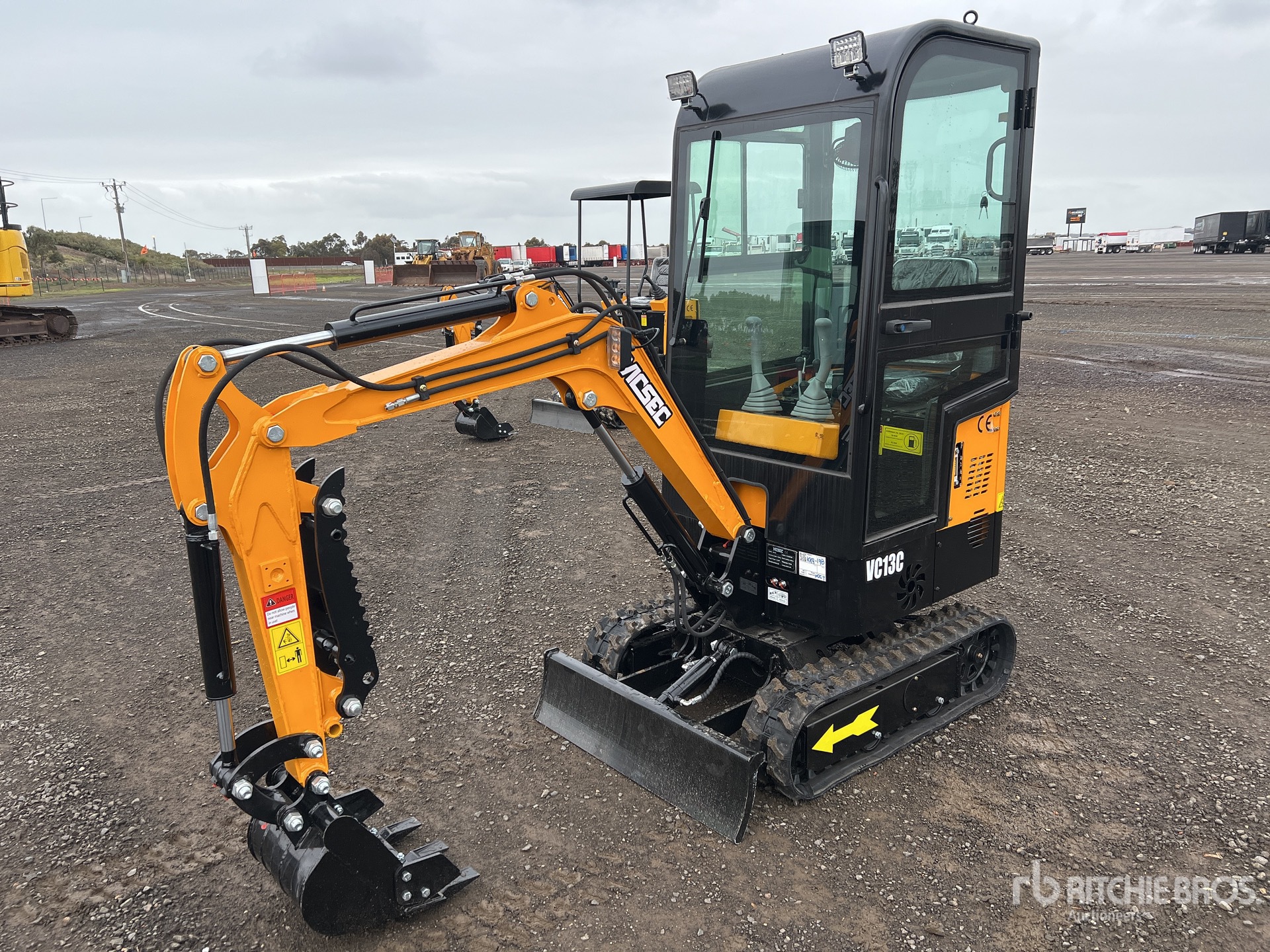 2025 VICSEC VC13C Mini Excavator (Unused) | Ritchie Bros. Auctioneers