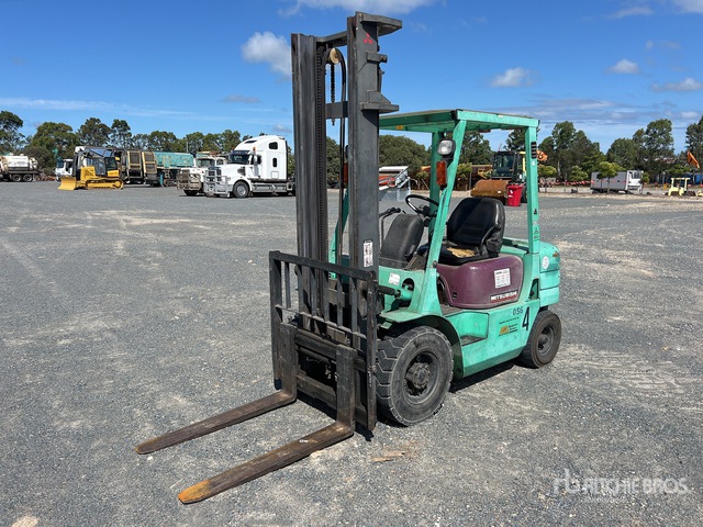 Mitsubishi FD25 Forklift | Ritchie Bros. Auctioneers