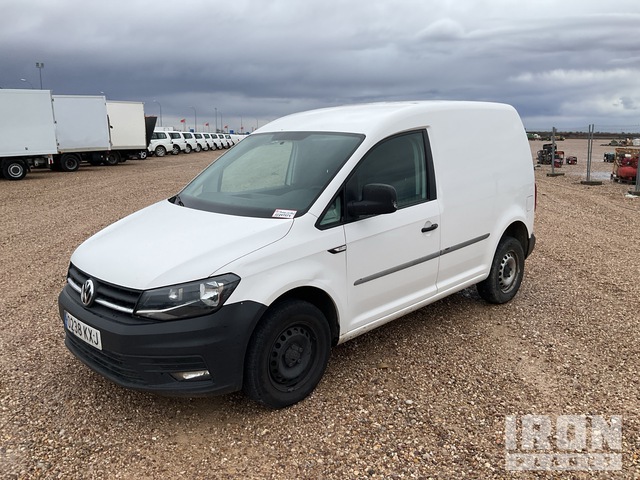 2019 Volkswagen Cady 4x4 Cargo Van | Ritchie Bros. Auctioneers