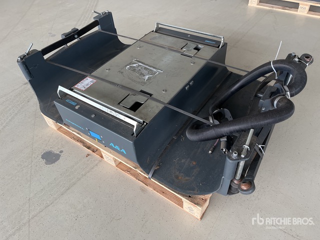 A&A LiftLiner Electric Logistic Tilting Tugger Train Divers - Remorque ...