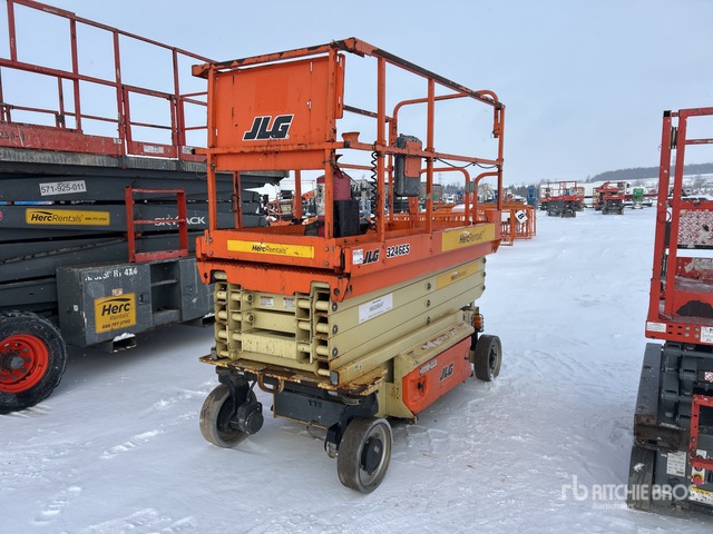 2018 JLG 3246ES Electric Scissor Lift | Ritchie Bros. Auctioneers