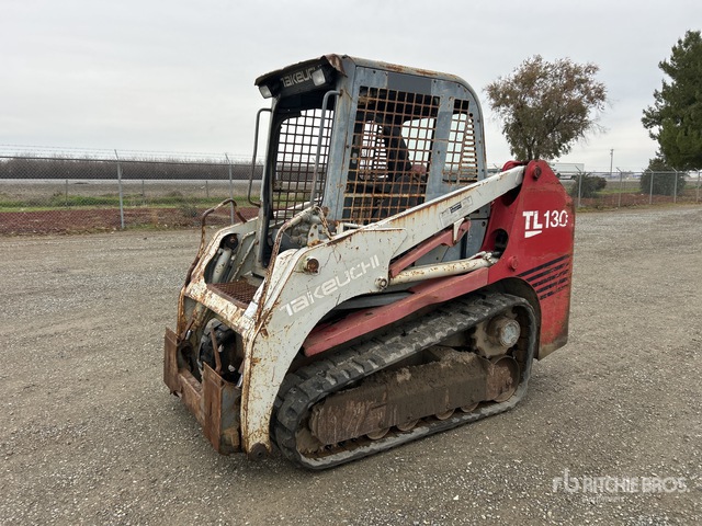 2005 Takeuchi TL130 Compact Track Loader | Ritchie Bros. Auctioneers