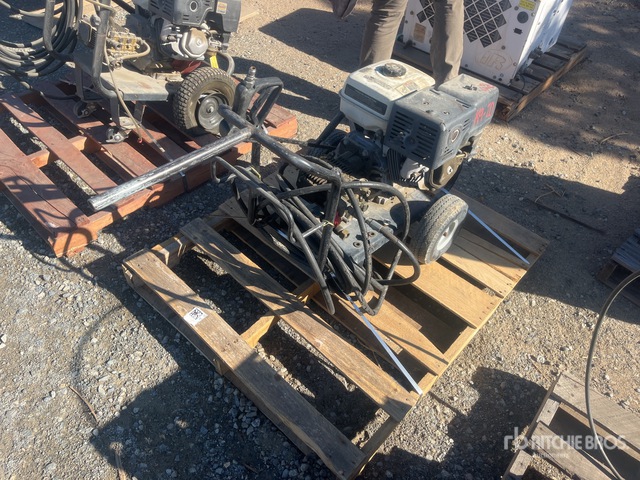 Mi-T-M CD-3304-0MHB Pressure Washer (Inoperable) | Ritchie Bros ...