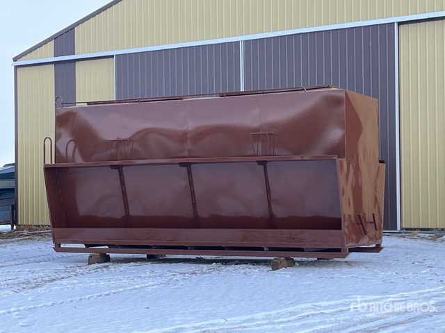 Cypress 20 ft Self Feeder Livestock Feeder | Ritchie Bros. Auctioneers