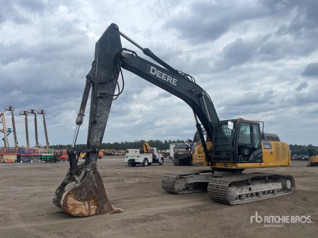 2019 John Deere 250G LC Tracked Excavator | Ritchie Bros. Auctioneers
