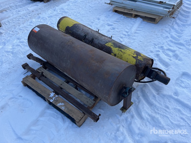 Retractable Finger Canola Roller | Ritchie Bros. Auctioneers