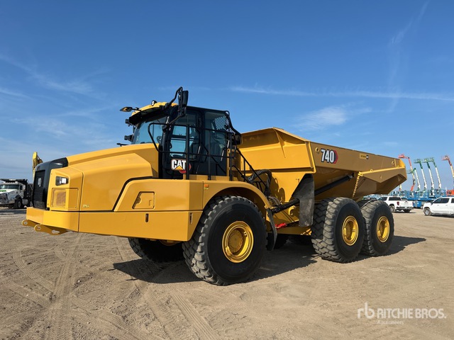 2022 Cat 740 GC Articulated Dump Truck | Ritchie Bros. Auctioneers
