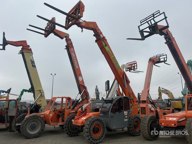 2017 Extreme XR1045 Telehandler | Ritchie Bros. Auctioneers