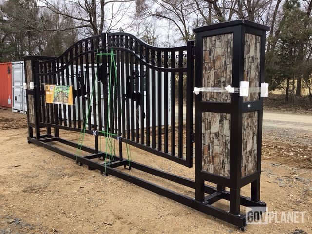 Suihe 20' Farm Iron Driveway Gate in Hooks, Texas, United States ...