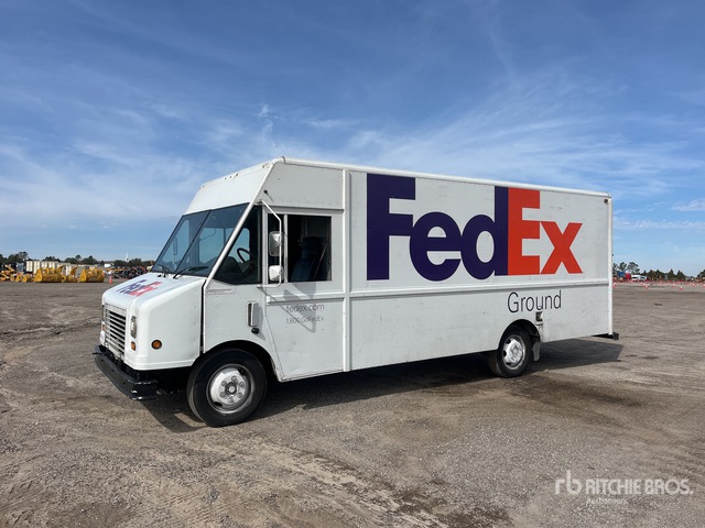 2004 Freightliner MT35 4x2 Step Van | Ritchie Bros. Auctioneers