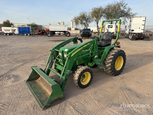 2005 John Deere 790 4WD Utility Tractor | Ritchie Bros. Auctioneers