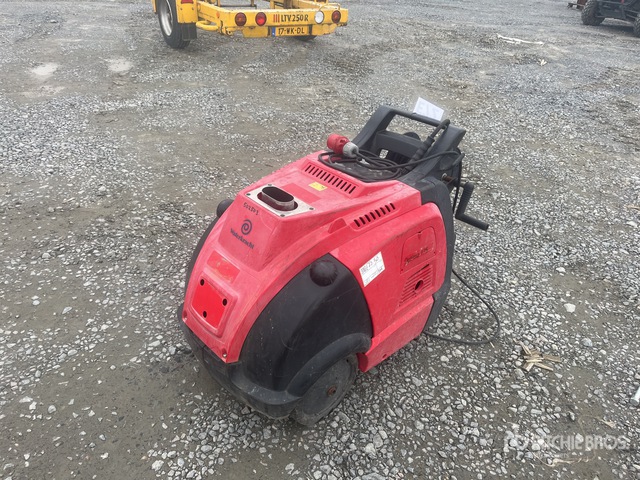 Optima 175/14T Pressure Washer | Ritchie Bros. Auctioneers
