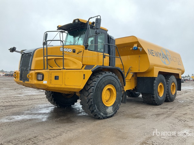 2014 Bell B40D 8000 gal 6x6 Articulated Water Truck | Ritchie Bros ...