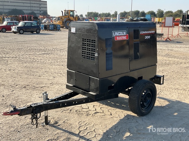 Lincoln Commander 300 Mobile Engine Driven Welder | Ritchie Bros ...