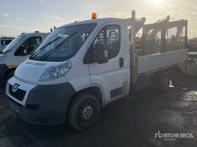 2011 Peugeot Boxer 335 MWB 3.5 ton beavertail Van Truck (Inoperable ...