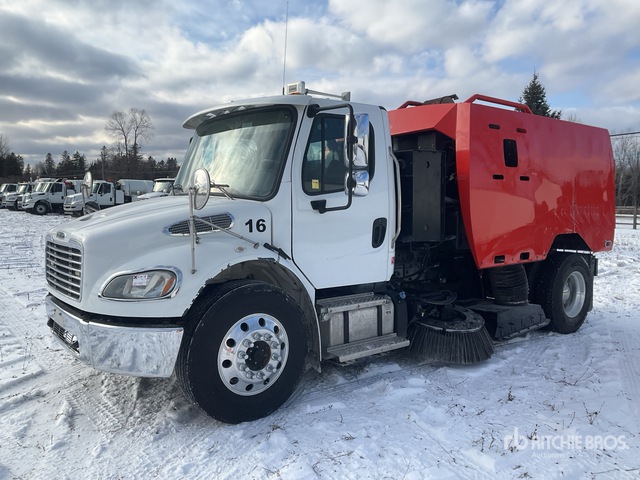 Schwarze on 2020 Freightliner M2 106 Sweeper Truck | Ritchie Bros ...