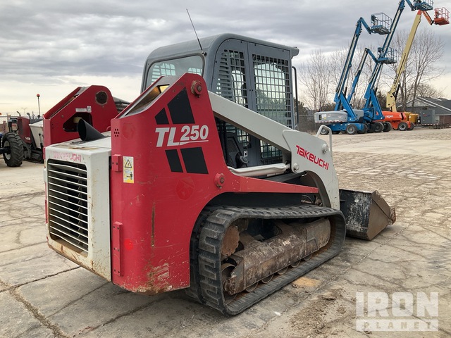 2012 Takeuchi TL250 Compact Track Loader in Bloomington, Illinois ...