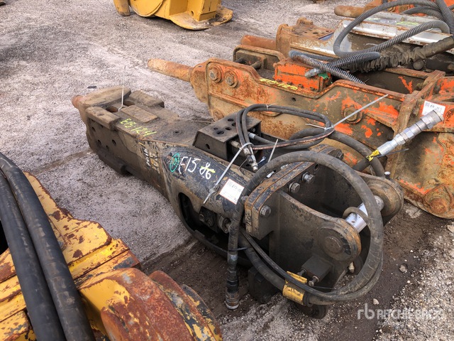 Cat H115ES 106 in Hydraulic Breaker | Ritchie Bros. Auctioneers