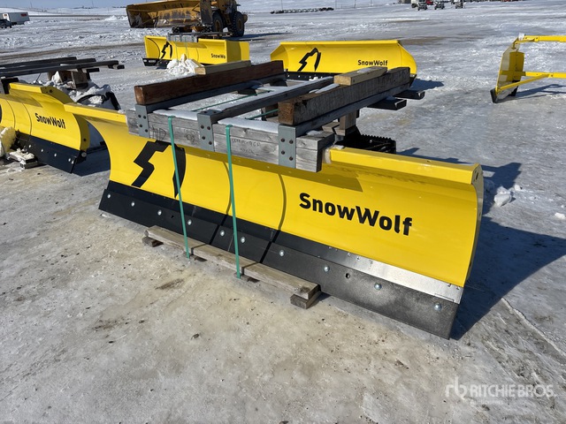 Snow Wolf Ultra 96 8 ft 2 Way Snow Plow (Unused) | Ritchie Bros ...