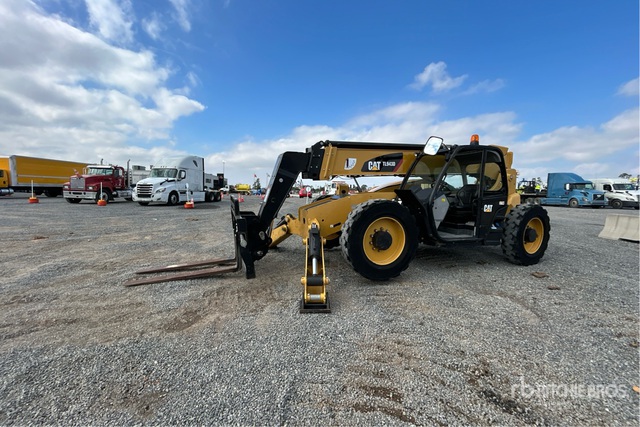 2018 Cat TL943D Telehandler | Ritchie Bros. Auctioneers