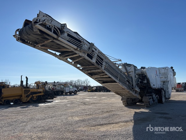 2015 Roadtec RX-900E Tracked Fraiseuse à froid | Ritchie Bros. Auctioneers