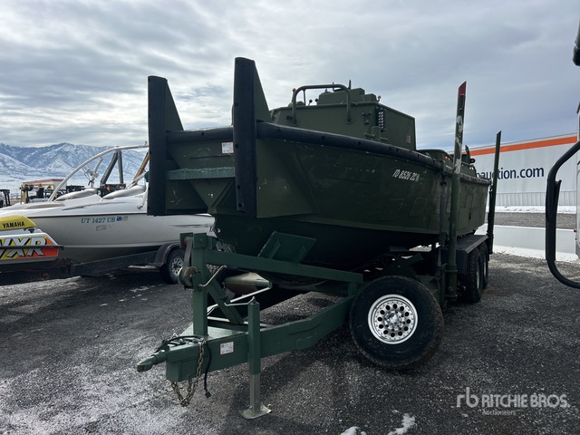 2014 Boat-Bridge Erection MKII 40 ft Jet Boat w/ Trailer | Ritchie Bros ...