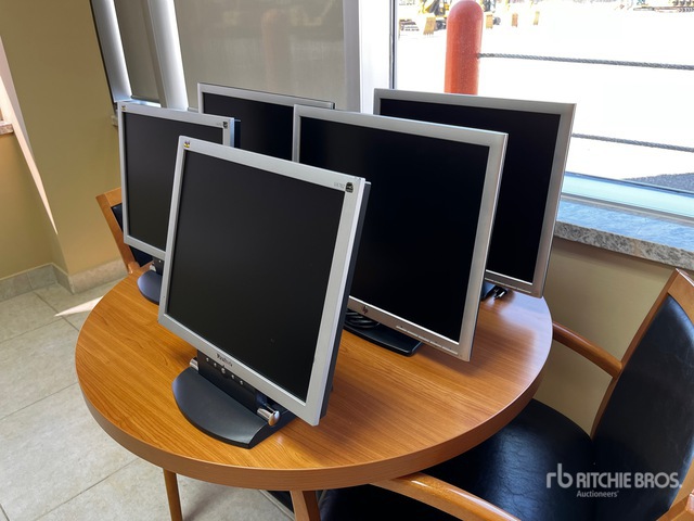 Quantity of (15) Monitores para PC / Computer Monitors | Ritchie Bros ...