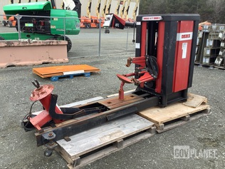 Surplus Coats Hit 5000 H2 Tire Changer in Butner, North Carolina ...