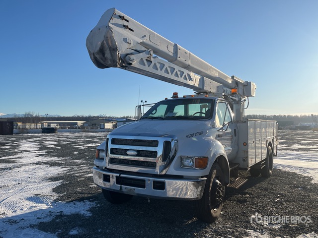 2007 Terex Hi-Ranger HRX-55 55 ft on 2007 Ford F-750 XL 4x2 Bucket Truck | Ritchie Bros. Auctioneers