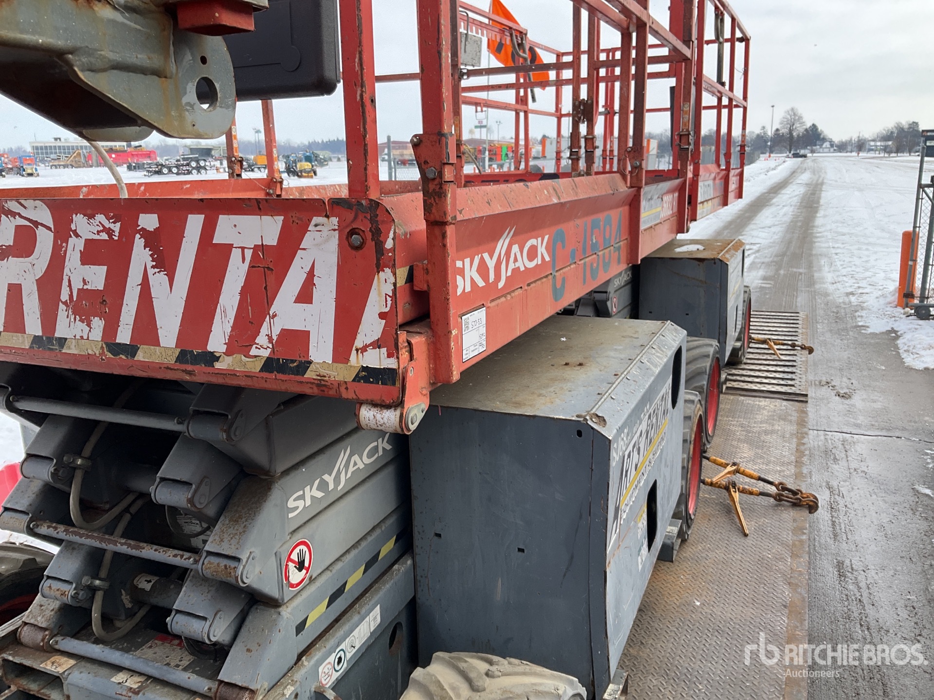 2014 Skyjack SJ6832 RT Scissor Lift | Ritchie Bros. Auctioneers