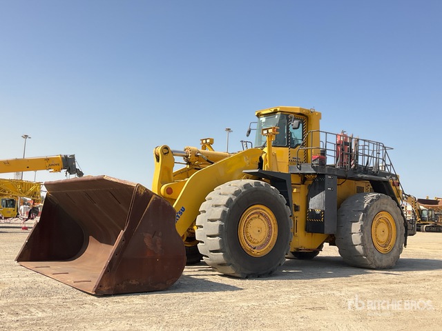2014 Komatsu WA800-3 Wheel Loader | Ritchie Bros. Auctioneers