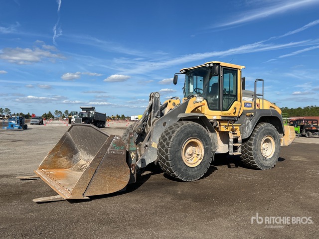2016 Volvo L110H Wheel Loader | Ritchie Bros. Auctioneers