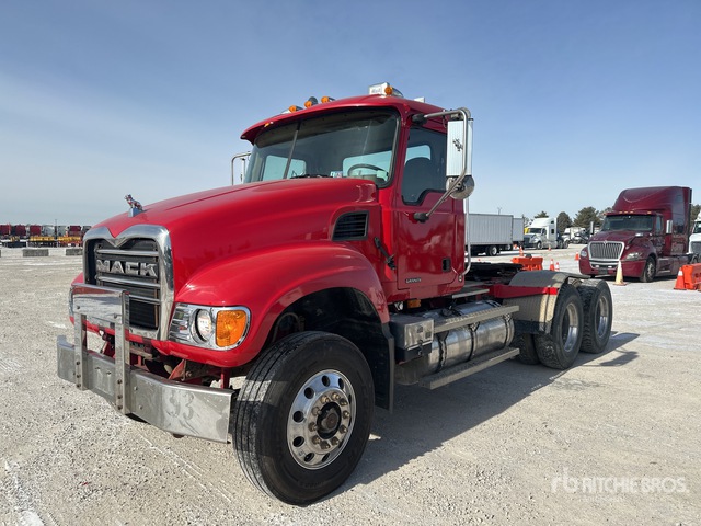 2005 Mack CV713 6x4 T/A Day Cab Truck Tractor | Ritchie Bros. Auctioneers