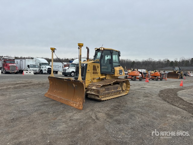 2010 Cat D6K LGP Crawler Dozer (Inoperable) | Ritchie Bros. Auctioneers