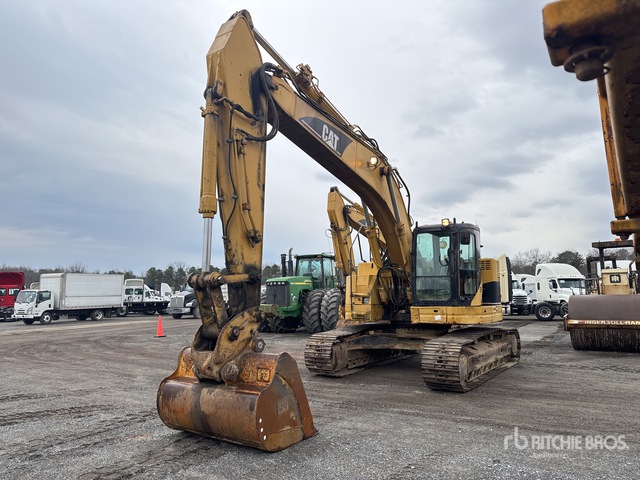 2007 Cat 321C LCR Tracked Excavator | Ritchie Bros. Auctioneers