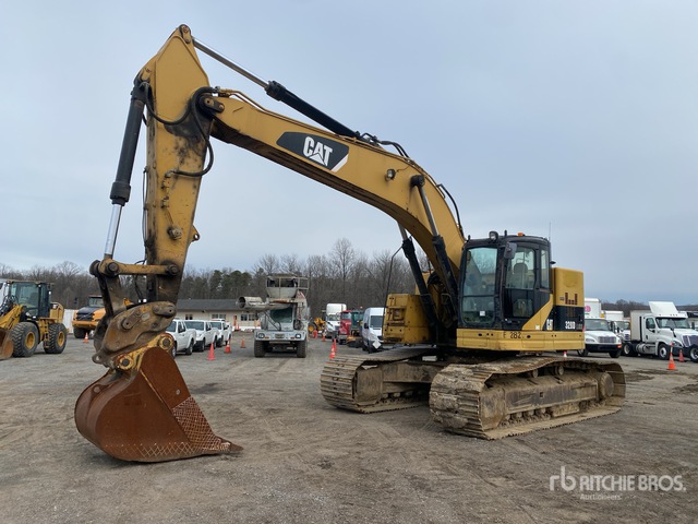 2009 Cat 328D LCR Tracked Excavator | Ritchie Bros. Auctioneers