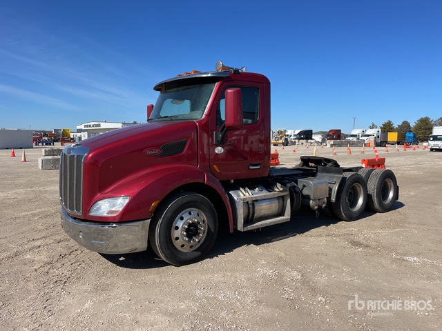 2016 Peterbilt 579 6x2 **REBUILT SALVAGE TITLE** T/A Day Cab Truck ...