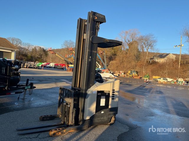 Crown RD5220-30 General Freight transport quote to Bensalen, PA ...