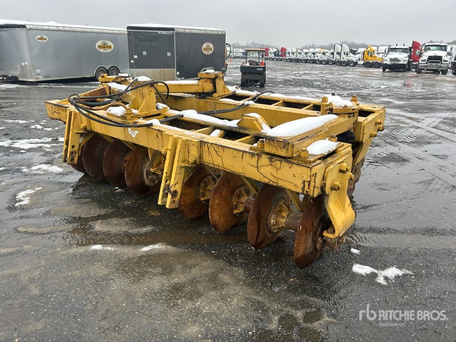 1977 Towner 152 in 2-Point Offset Disc Harrow | Ritchie Bros. Auctioneers