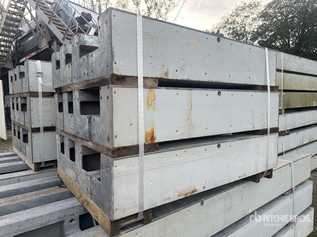 Quantity of (12) Meva Mammut Panel System G-M Formwork Corner 1250mm X ...