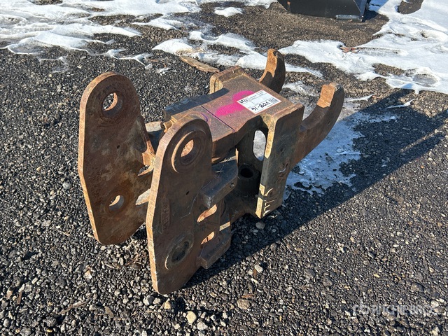 Wain-Roy XLS Excavator Coupler | Ritchie Bros. Auctioneers