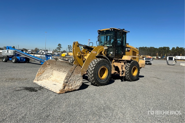 2019 Cat 938M Wheel Loader | Ritchie Bros. Auctioneers