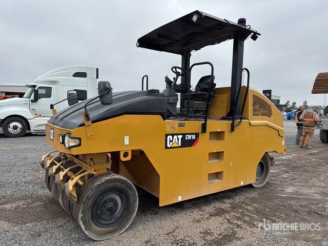 2019 Cat CW16 9 Wheel Pneumatic Roller | Ritchie Bros. Auctioneers
