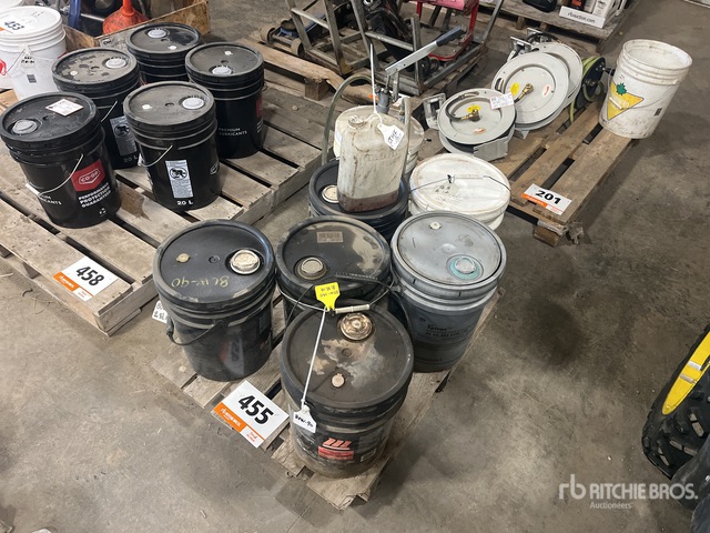 Approx. 30 gal 85W-40 Differential Oil | Ritchie Bros. Auctioneers