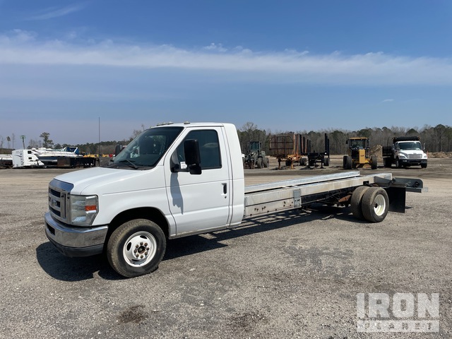 2011 Ford Econoline 4x2 Cab and Chassis | Ritchie Bros. Auctioneers